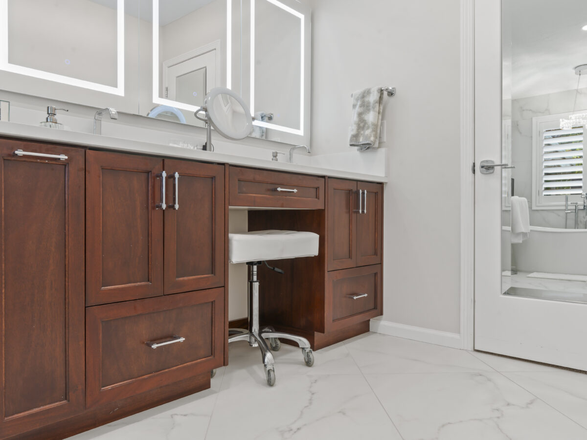 Kitchen Countertop Material Comparison: Best Surfaces, Pros, Cons & Costs